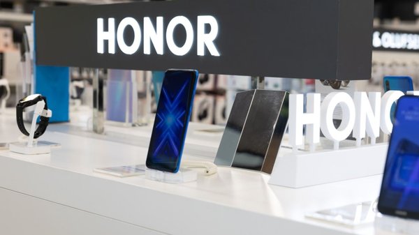 HONOR leads South African smartphone market with 24% share in Q4 — www ...
