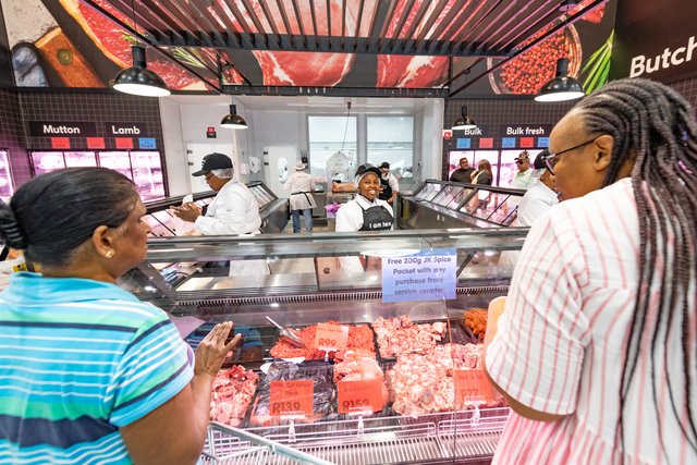 Makro offers specials on meat products to soften inflation price ...
