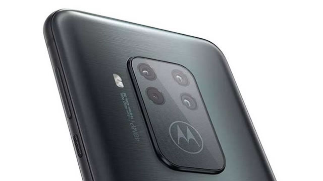Motorola launches new One Zoom quad-camera smartphone — www.guzzle.co.za