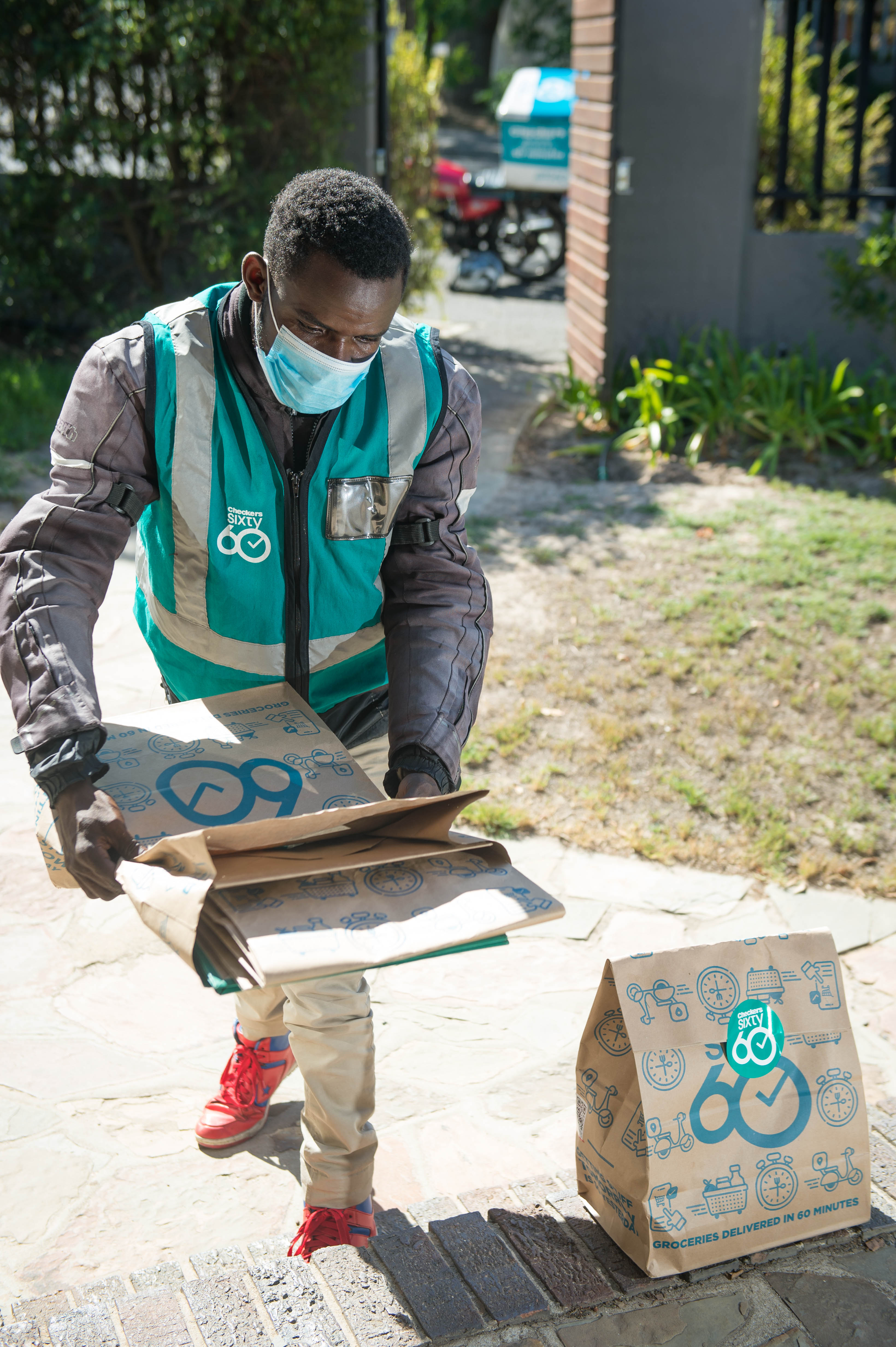 Checkers Sixty60 launches paper bag recycling initiative, including ...