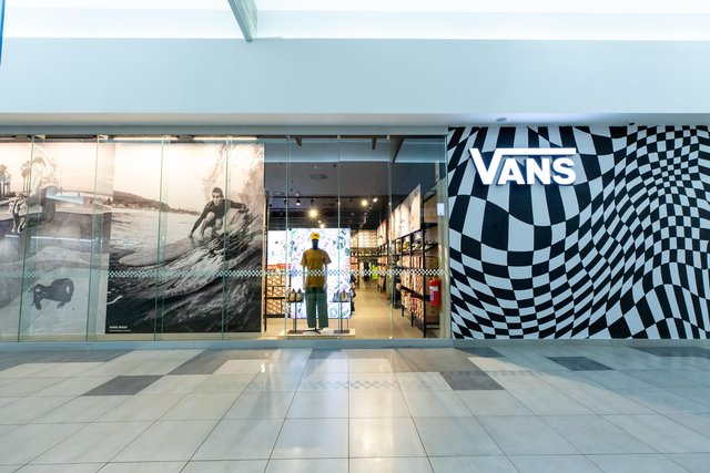 New Vans Outlet Store Hits Boksburg With Unmissable Deals — www.guzzle ...